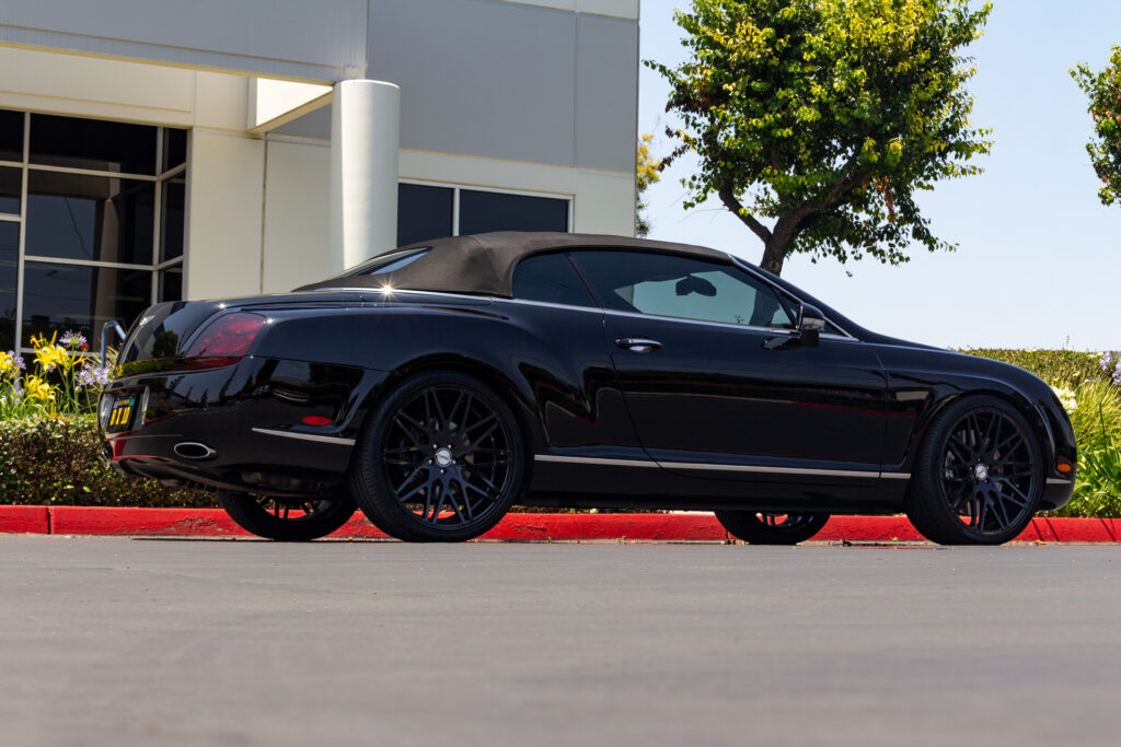 Shift Formula Wheels – Gloss Black on a Bentley – Strada Wheels